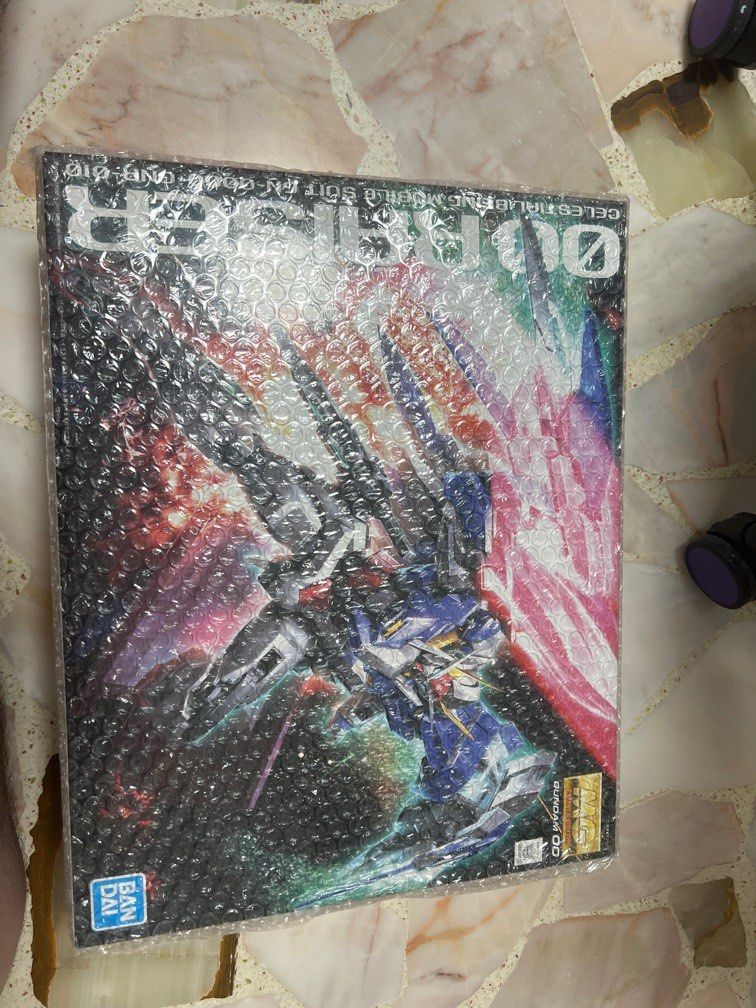 Gundam 00 RAISER MG, Hobbies & Toys, Toys & Games on Carousell