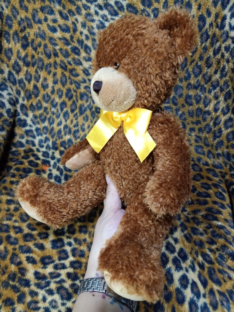 HAMLEY'S CLASSIC TEDDY BEAR YELLOW BOW SOFT FLUSH TOY, Hobbies & Toys ...