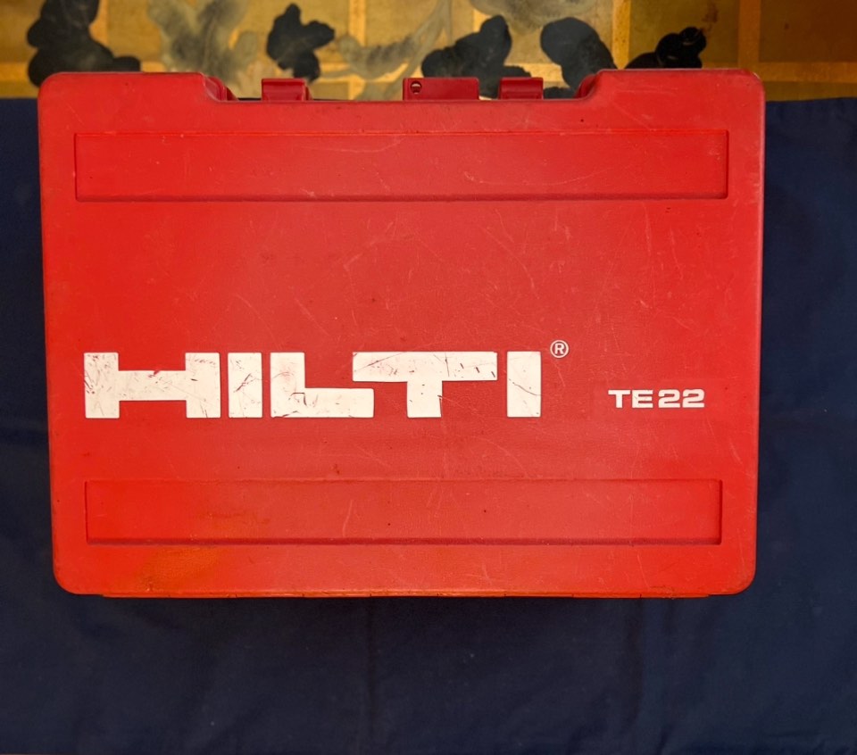 Hilti T22, Furniture & Home Living, Home Improvement & Organisation, Home Improvement Tools ...