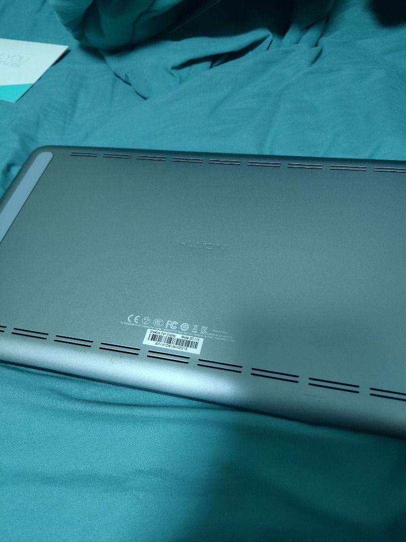 Huion KAMVAS Pro 12 drawing tablet, Mobile Phones & Gadgets, Other ...