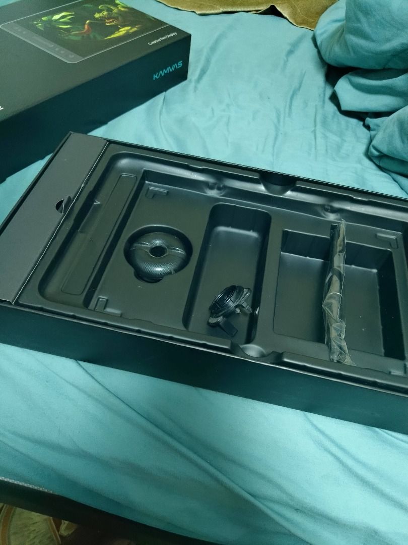 Huion KAMVAS Pro 12 drawing tablet, Mobile Phones & Gadgets, Other ...