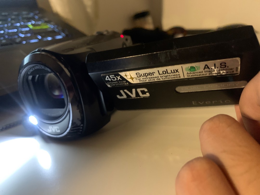 JVC CAM RECORDER VINTAGE SHOTS, Photography, Cameras on Carousell