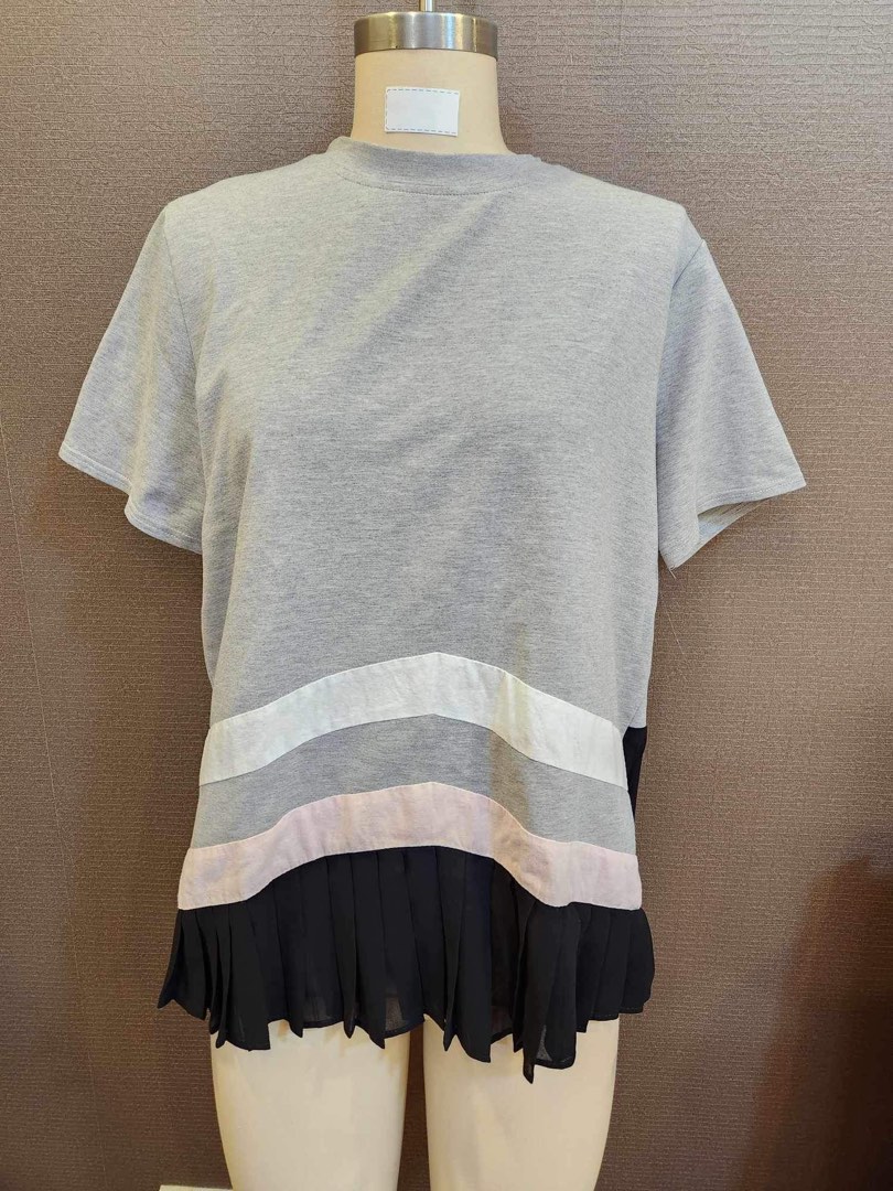 Korean top, Women's Fashion, Tops, Blouses on Carousell