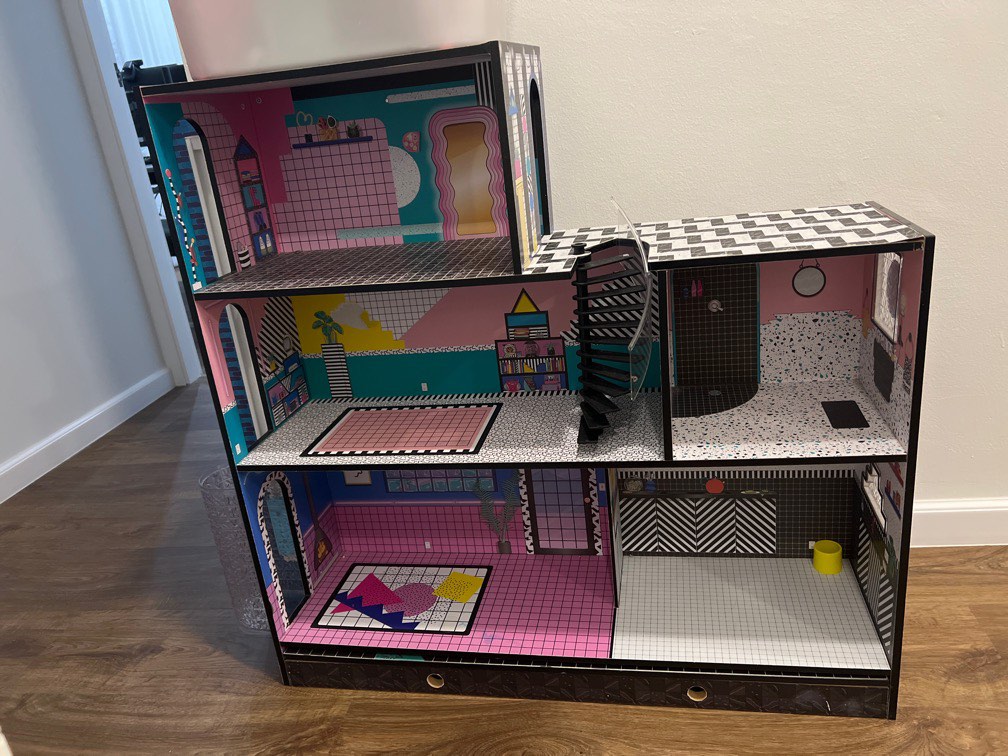 Lol surprise doll house, Hobbies & Toys, Toys & Games on Carousell