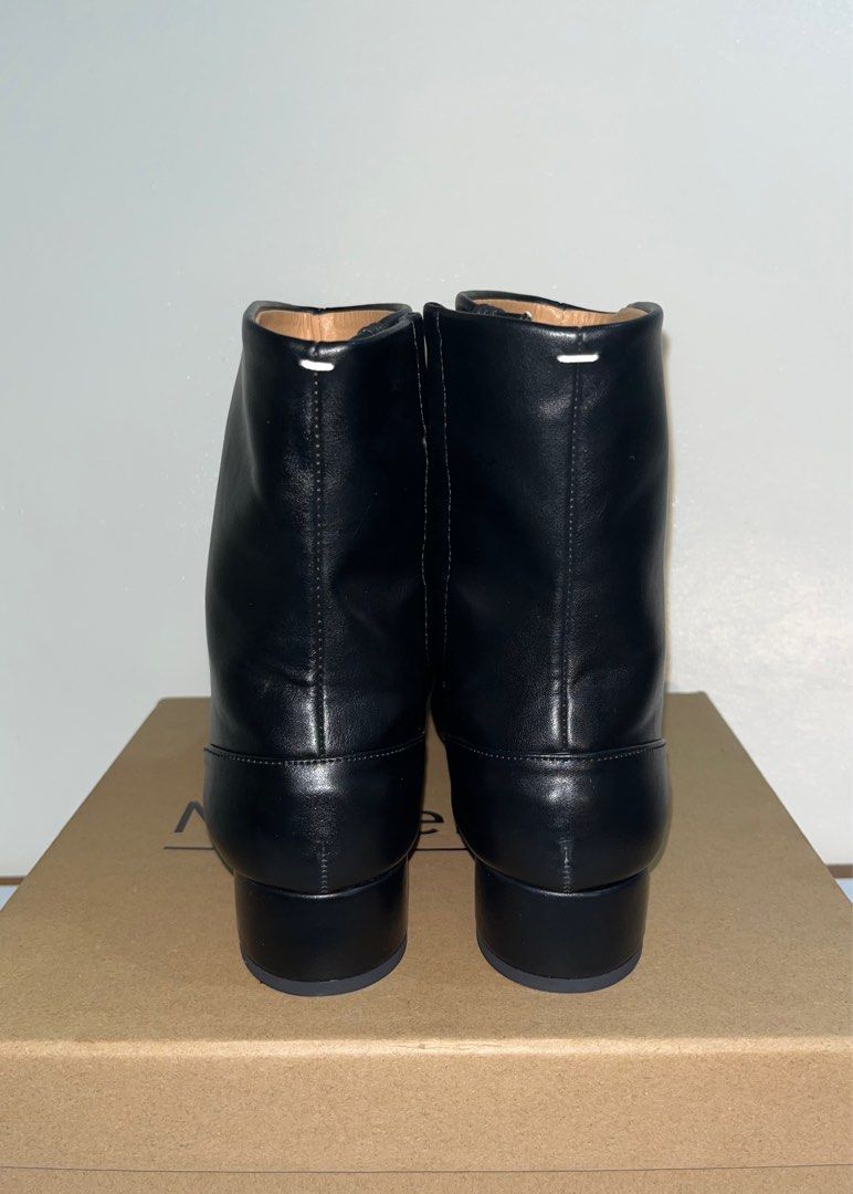 MM Tabi boots, Women's Fashion, Footwear, Boots on Carousell