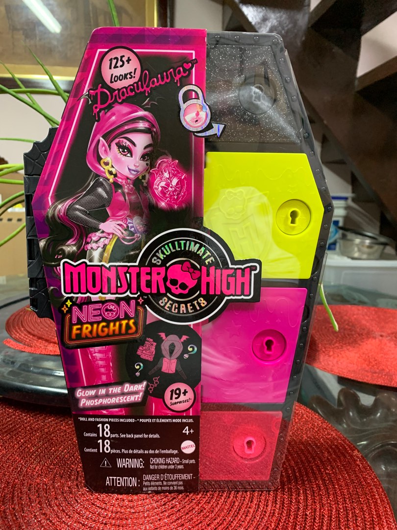 Monster High Neon Frights Draculaura, Hobbies & Toys, Toys & Games on ...