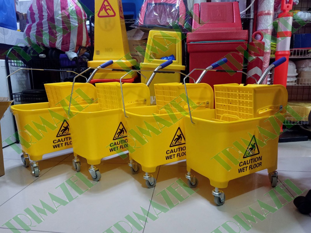 MOP SQUEEZER, Commercial & Industrial, Construction & Building ...