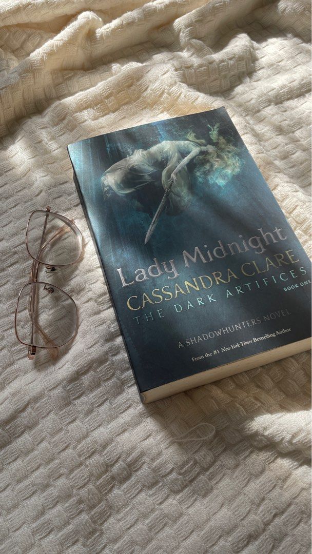 Novel Lady Midnight Cassandra Clare, Hobbies & Toys, Books & Magazines, Storybooks on Carousell