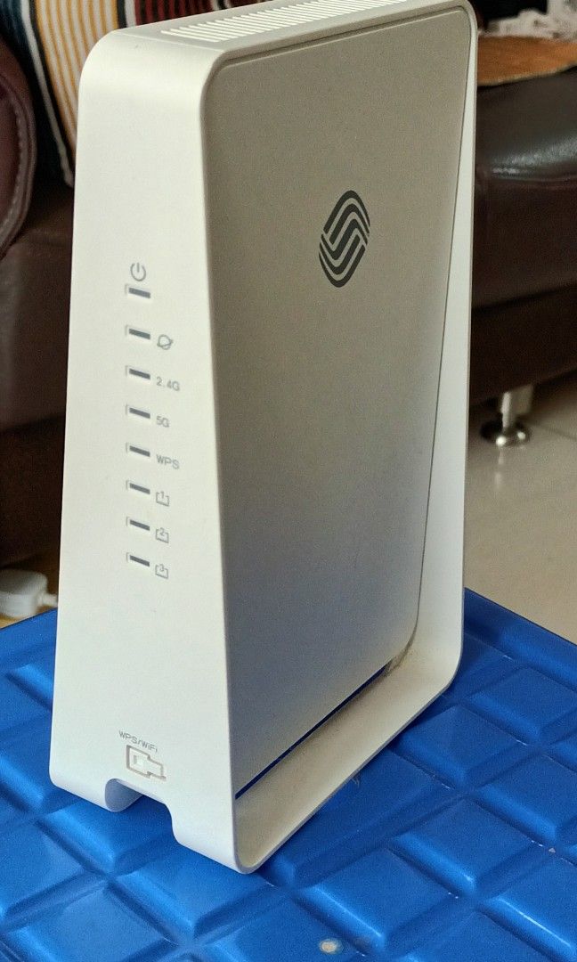 One Gateway Smart Router, 電腦＆科技, 電腦周邊及配件, Wifi及上網相關產品 - Carousell