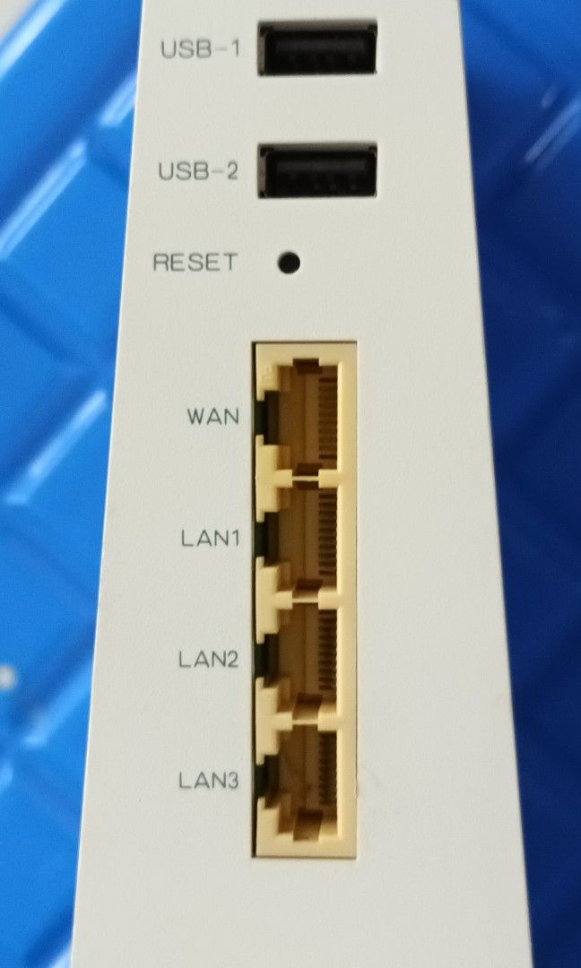 One Gateway Smart Router, 電腦＆科技, 電腦周邊及配件, Wifi及上網相關產品 - Carousell