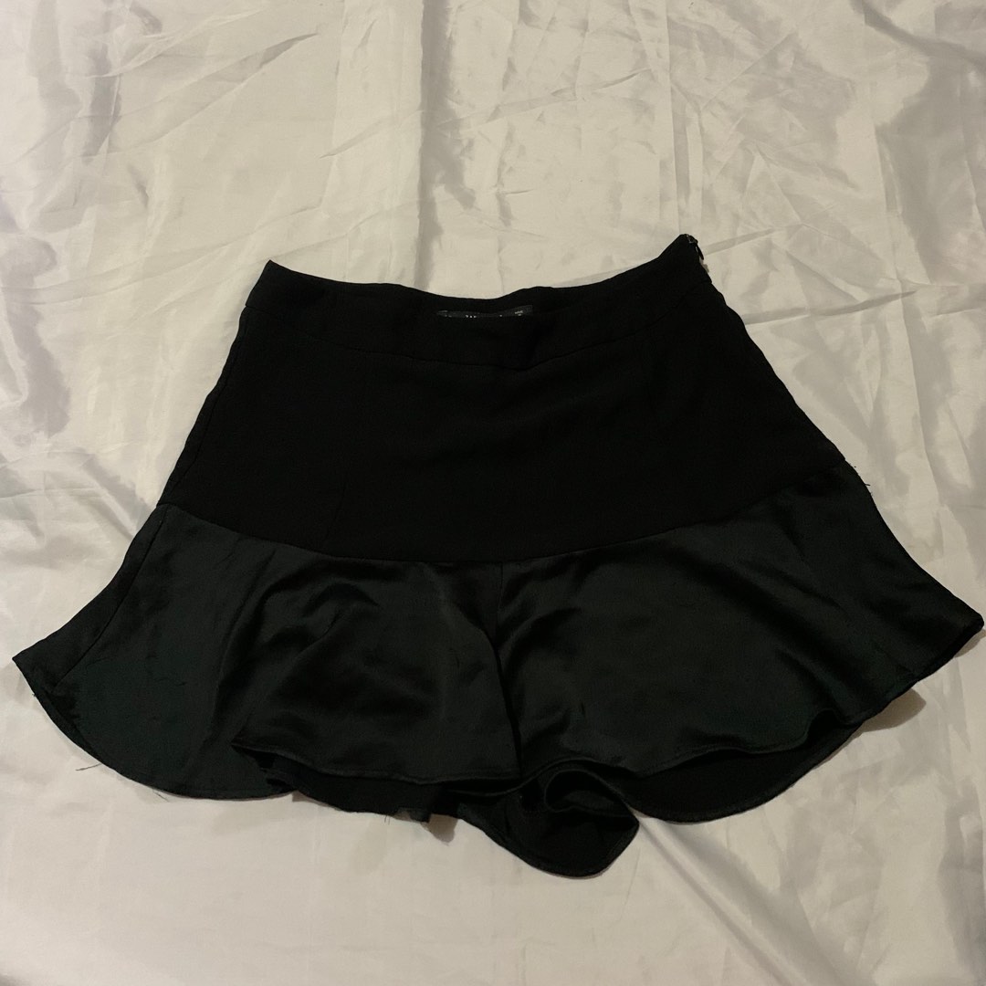 Palda Short, Women's Fashion, Bottoms, Skirts on Carousell
