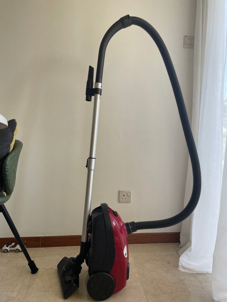 Philips Vacuum Cleaner 1900W, TV & Home Appliances, Vacuum Cleaner ...