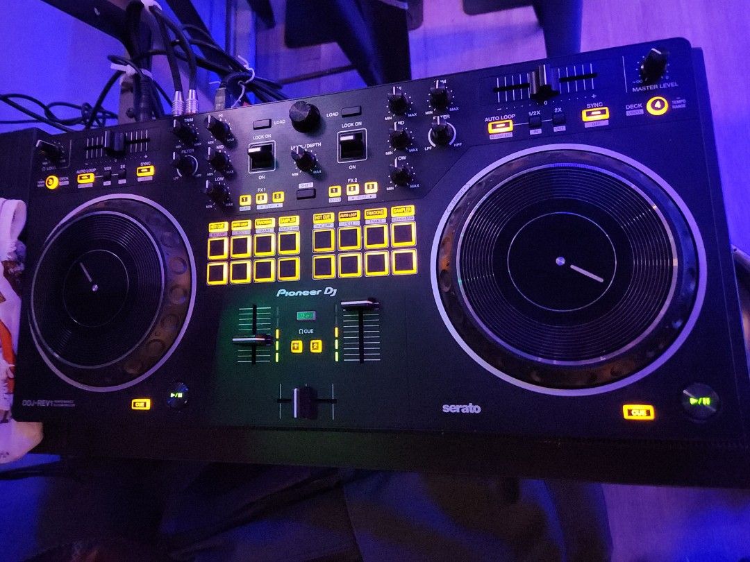 Pioneer DDJ Rev 1, Audio, Portable Audio Accessories on Carousell