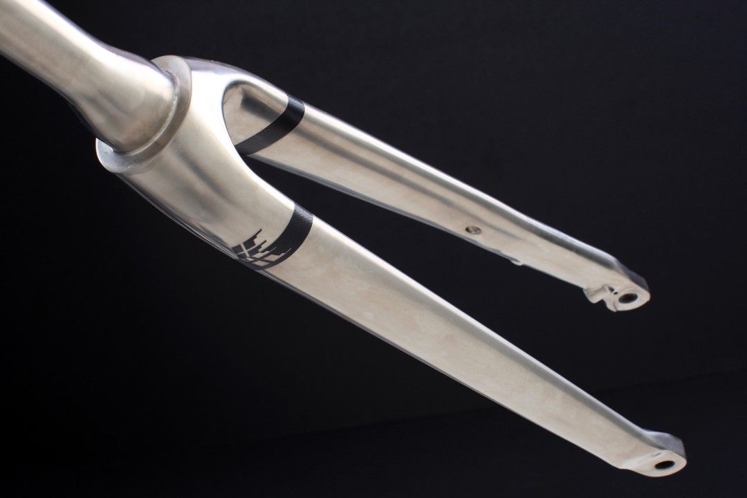 Roadbike titanium fork carbon fork hi light, Sports Equipment, Bicycles ...