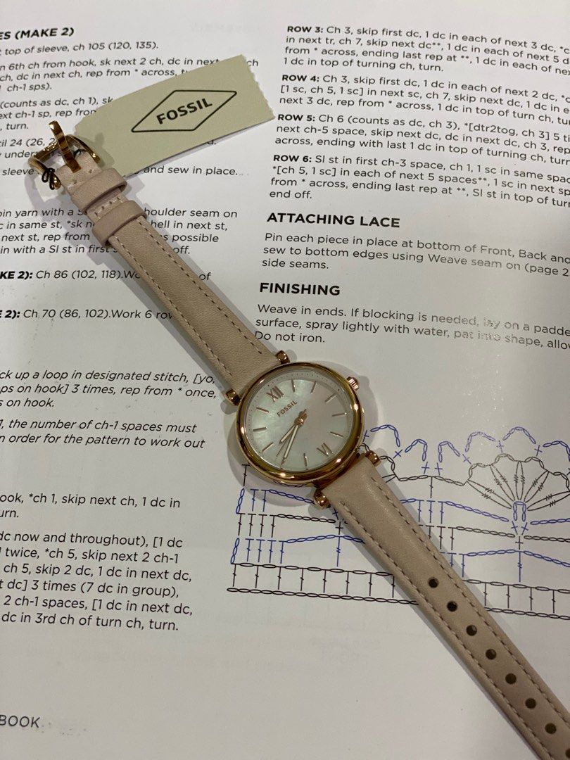 Fossil Charlie Mini Three-Hand Blush Leather Watch (28mm) ES4699, Women ...