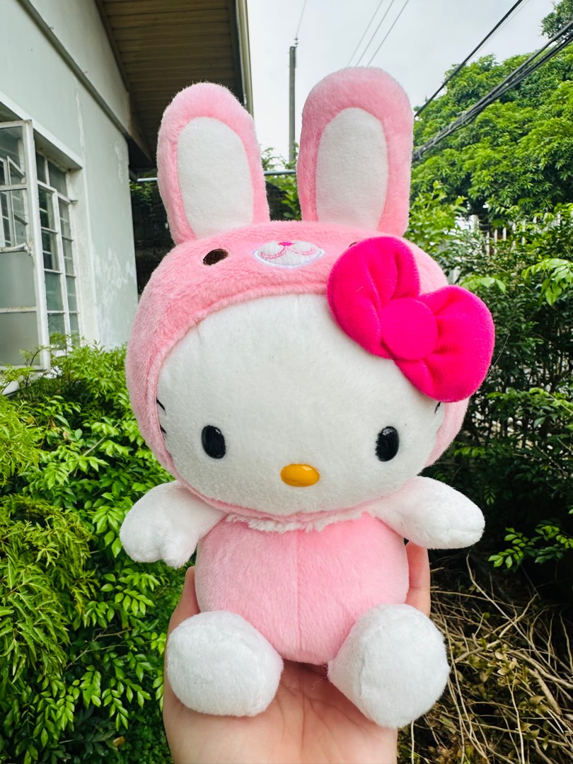 Sanrio Hello Kitty x Yakult Rabbit Plush, Hobbies & Toys, Toys & Games ...