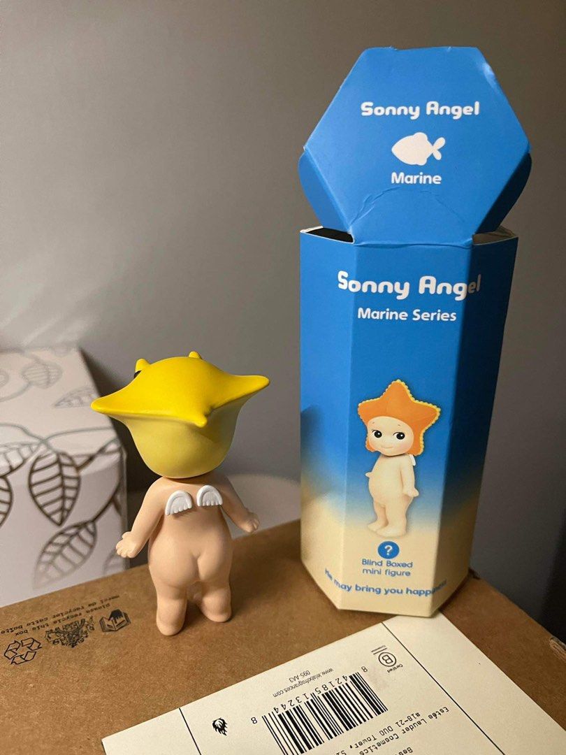 Sonny angel manta ray, Hobbies & Toys, Toys & Games on Carousell