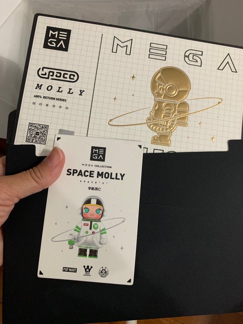 Space Molly 400% return series, Hobbies & Toys, Toys & Games on Carousell