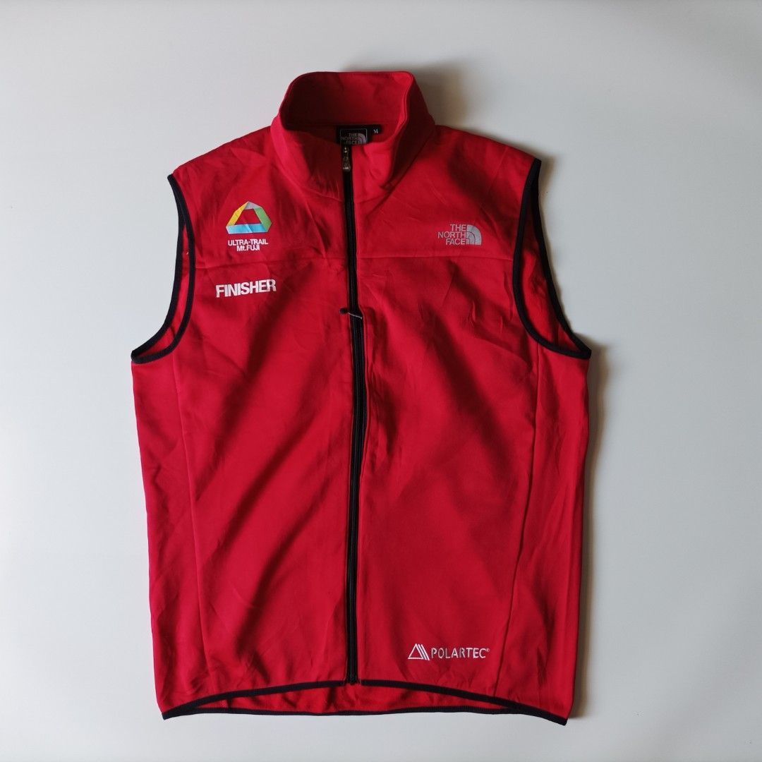 TNF polartec running vest merah, Olah Raga, Baju Olahraga di Carousell