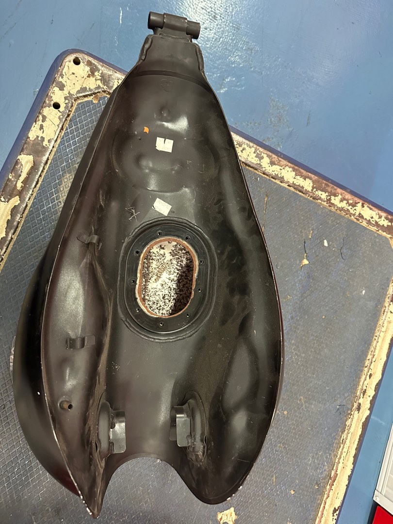 Triumph street twin fuel tank, Motorcycles, Motorcycle Accessories on ...