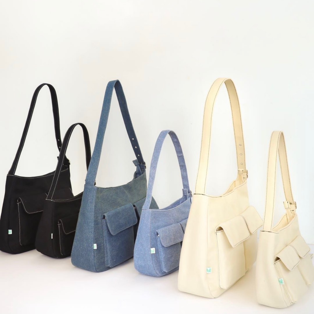 TTR The Tinsel Rack Good Totes Cargo Sling Mini Oversize, Women's ...