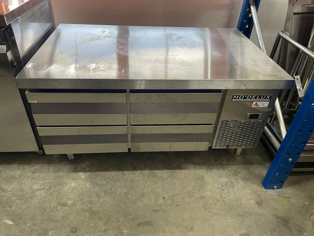 Used 4 drawer counter chiller, TV & Home Appliances, Kitchen Appliances ...