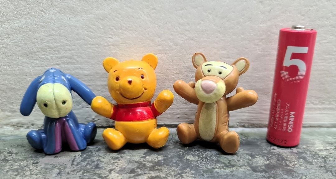 WINNIE THE POOH LOT - Disney Treasure Collectible Mini-Figure Series ...