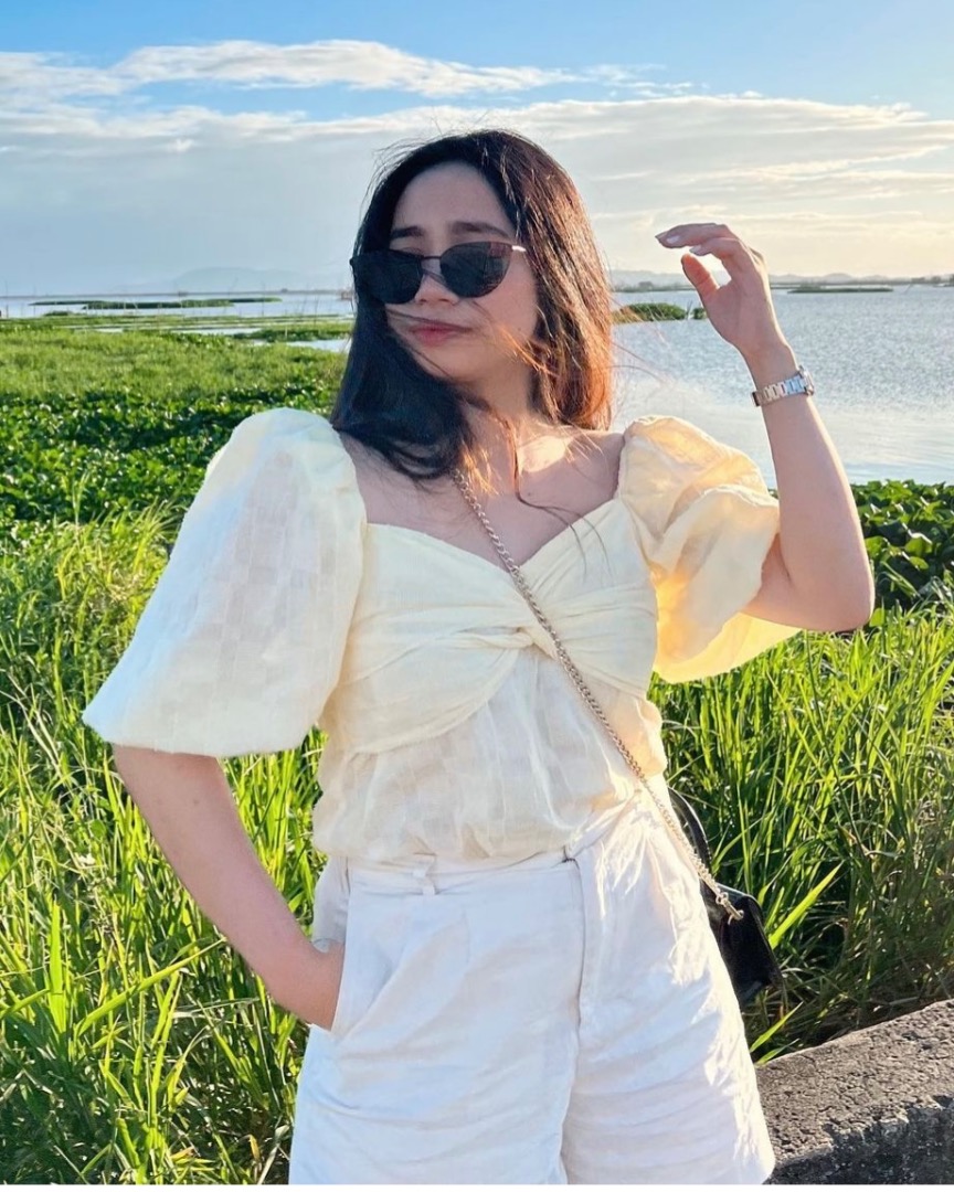 Yellow Puff sleeves Top, Women's Fashion, Tops, Blouses on Carousell