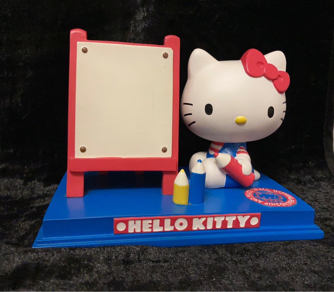 3D ceramic hello kitty stand, 興趣及遊戲, 玩具 & 遊戲類 - Carousell