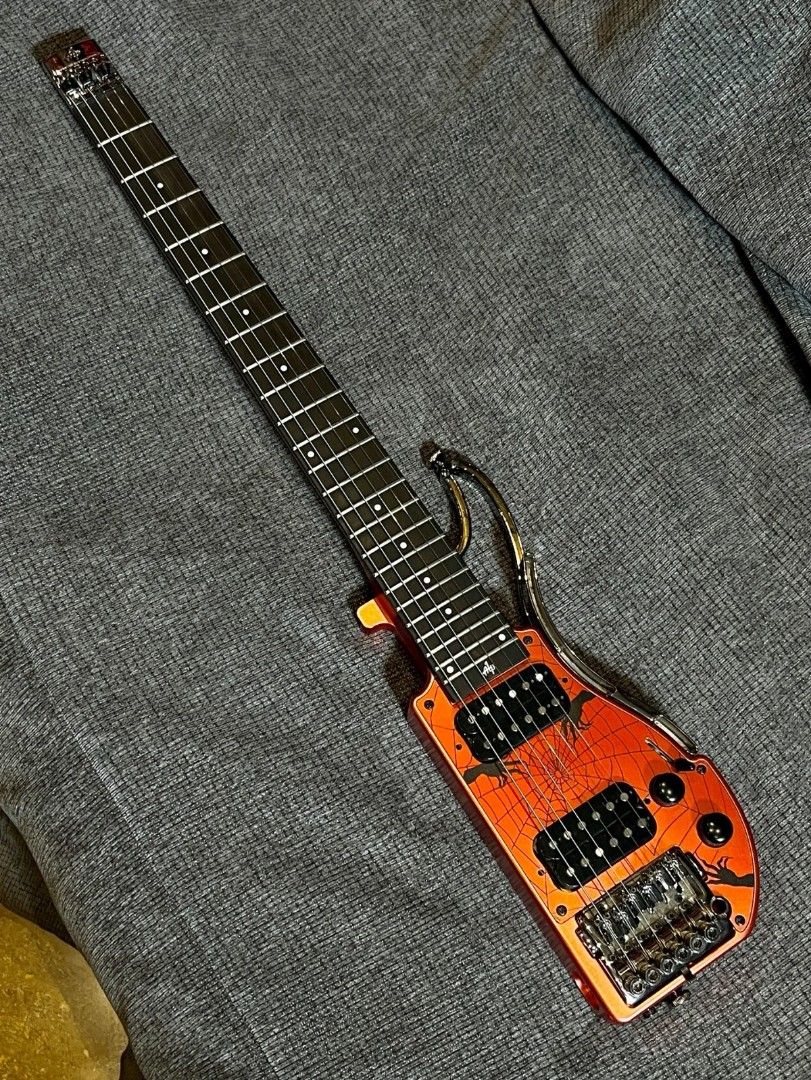 ALP with signature ADS-361 electric guitar, Hobbies & Toys, Music ...
