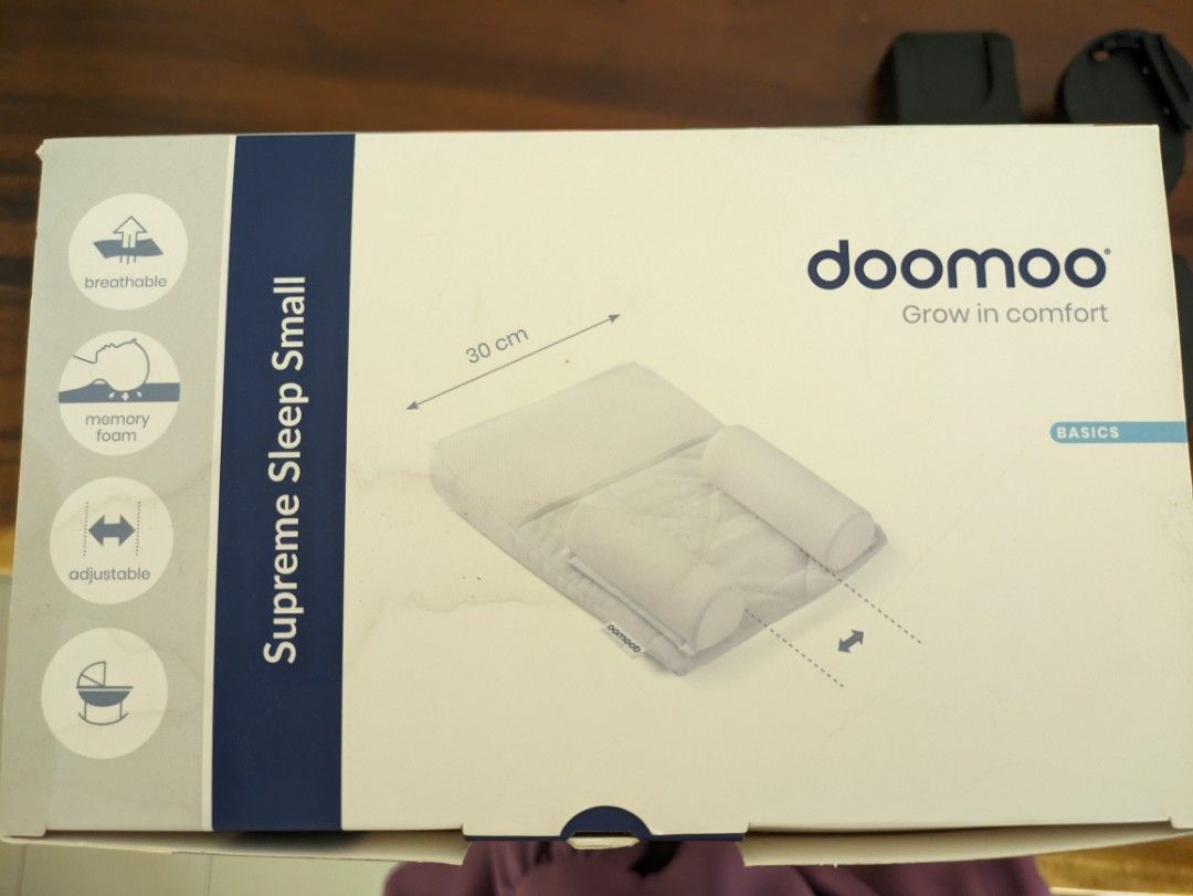 Anti reflux baby pillow Doomoo, Babies & Kids, Baby Nursery & Kids Furniture, Other Kids ...