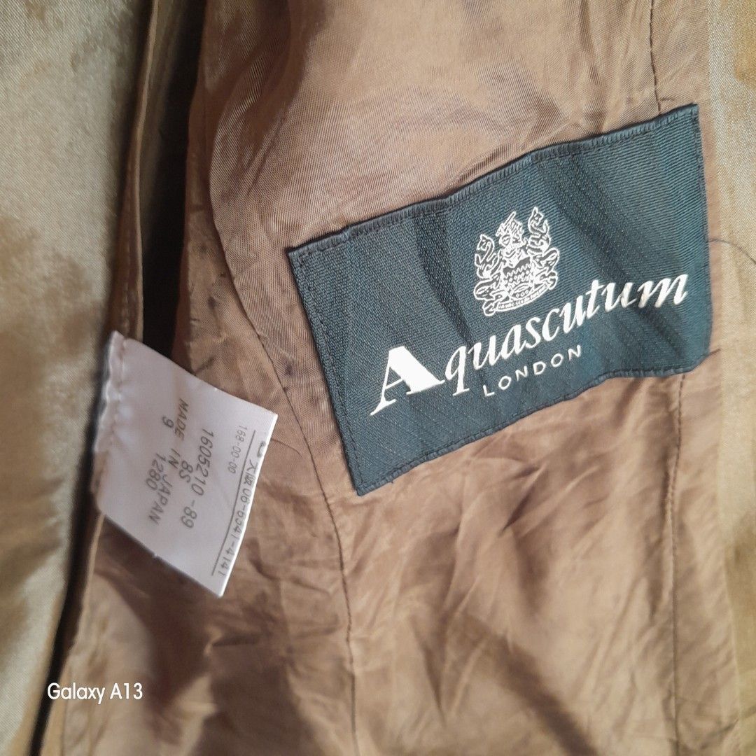 Aquascutum blazer second (S), Fesyen Wanita, Pakaian Wanita, Baju Luaran di Carousell