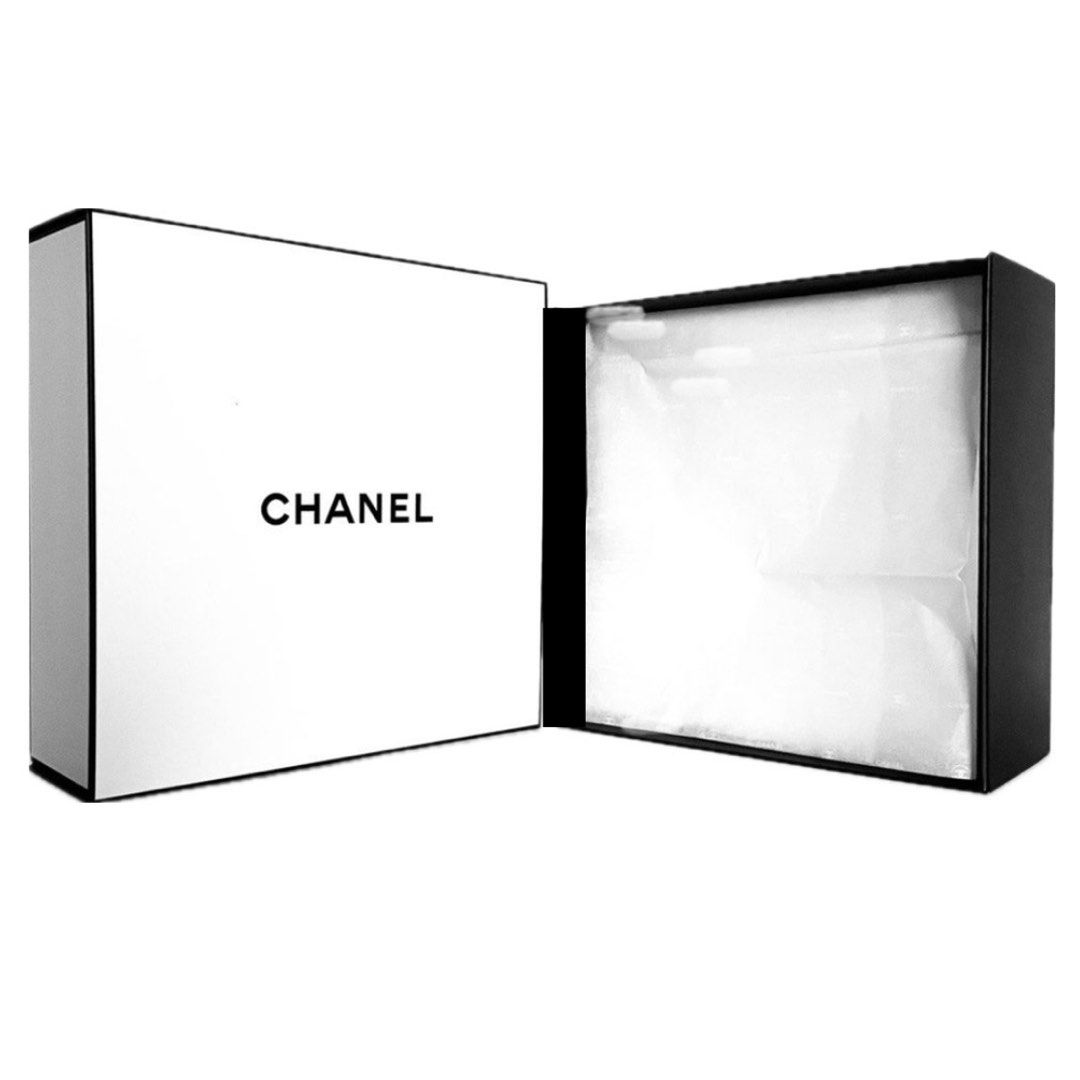 Chanel Gift Box, Luxury, Accessories on Carousell