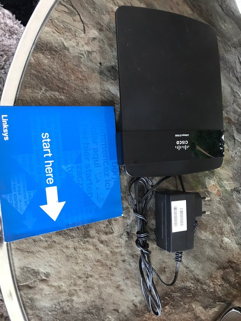 wireless router cisco linksys E1500, Computers & Tech, Parts ...