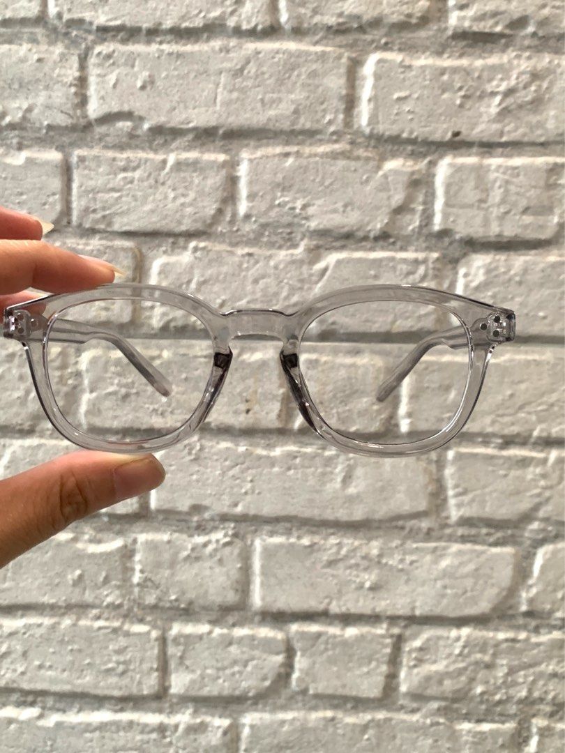 Clear frame glasses deus, Fesyen Pria, Aksesoris, Kacamata di Carousell