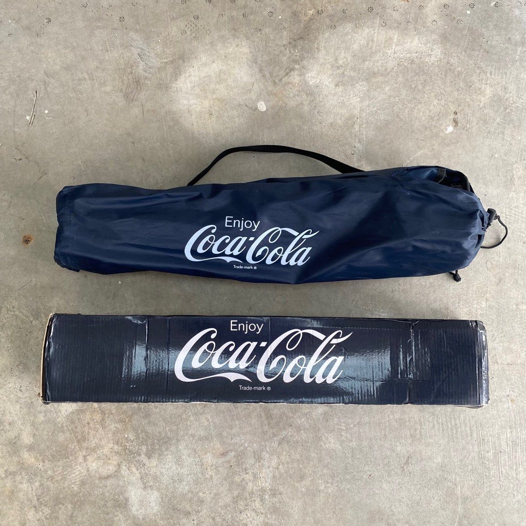 Coca Cola : Beach Table, Hobbies & Toys, Travel, Travel Essentials ...