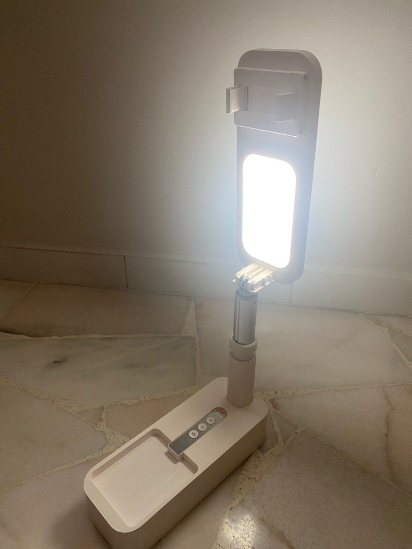 Content creator lighting stand tripod, Mobile Phones & Gadgets, Other ...
