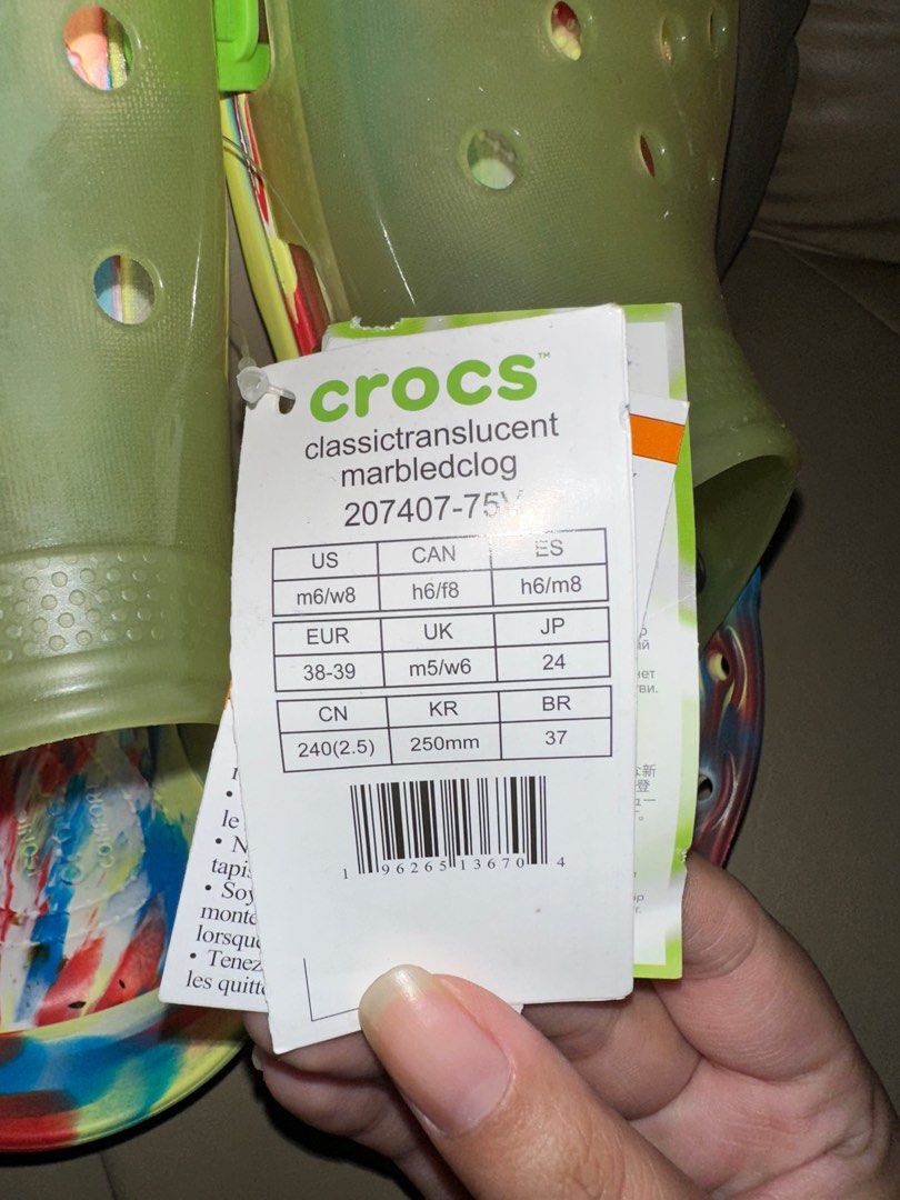 Crocs Neon Green, Women's Fashion, Footwear, Slippers and slides on ...