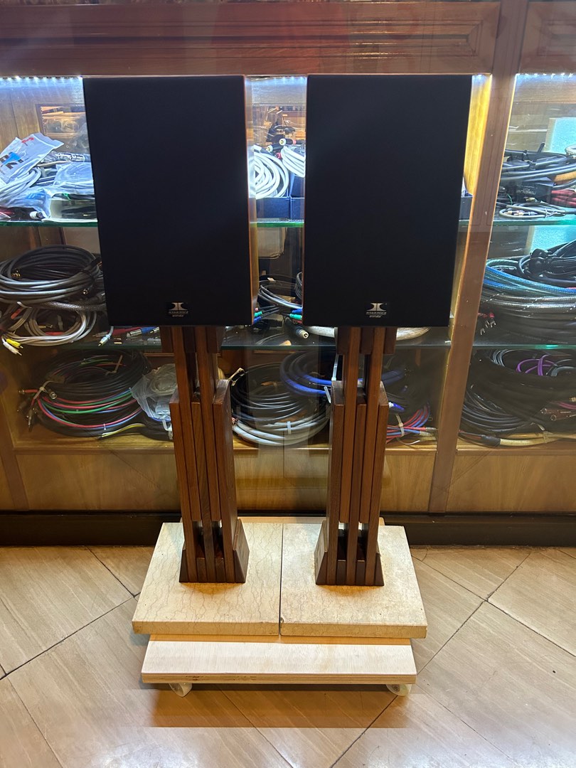 Ensemble Animata Speakers w/ Stands, Audio, Soundbars, Speakers ...