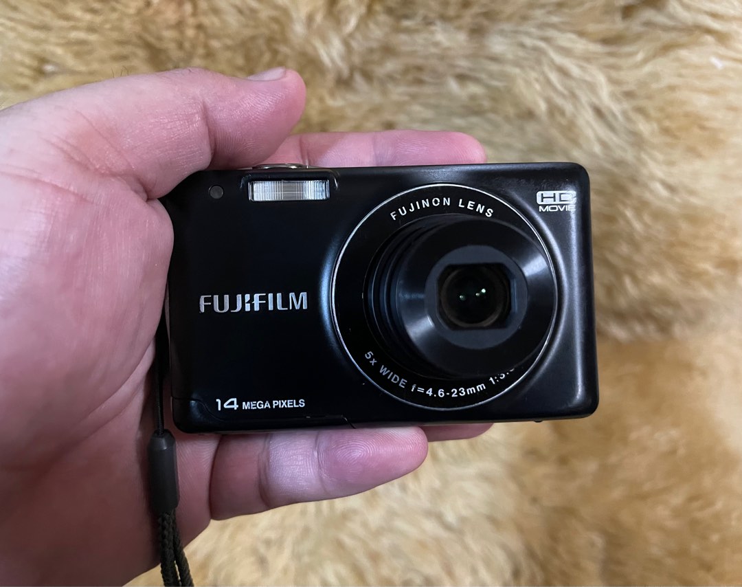 Fujifilm Finepix JX500 Digital Camera, Photography, Cameras on Carousell