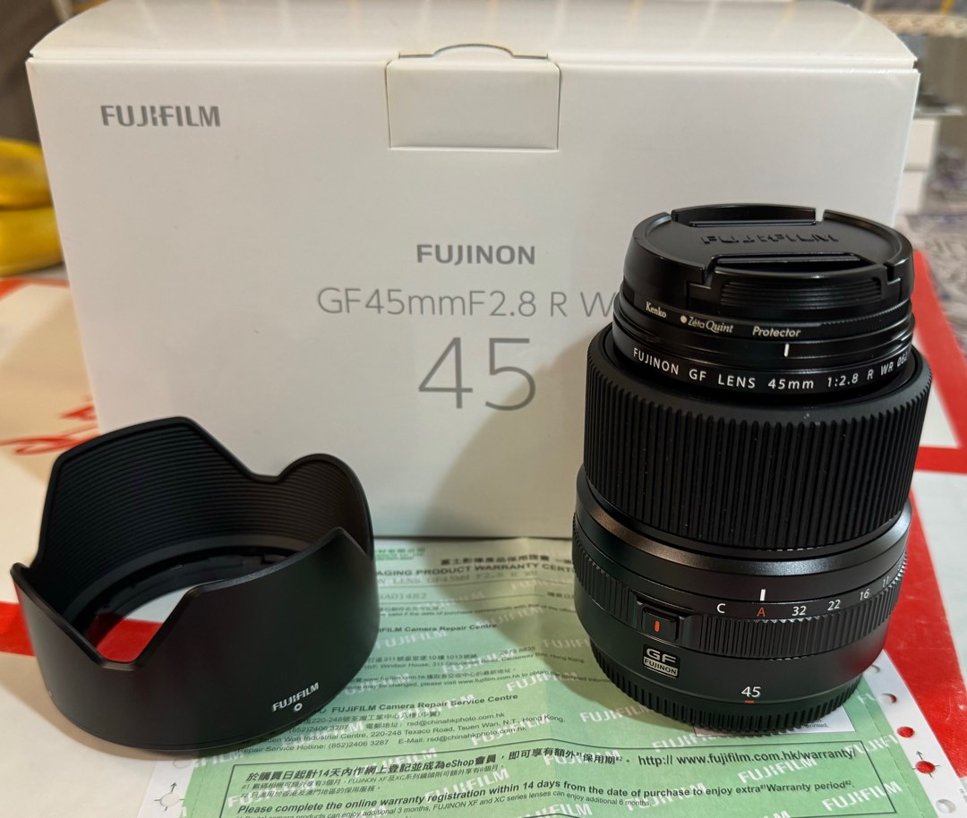 FUJIFILM GF 45mm F2.8 R WR, 攝影器材, 鏡頭及裝備 - Carousell