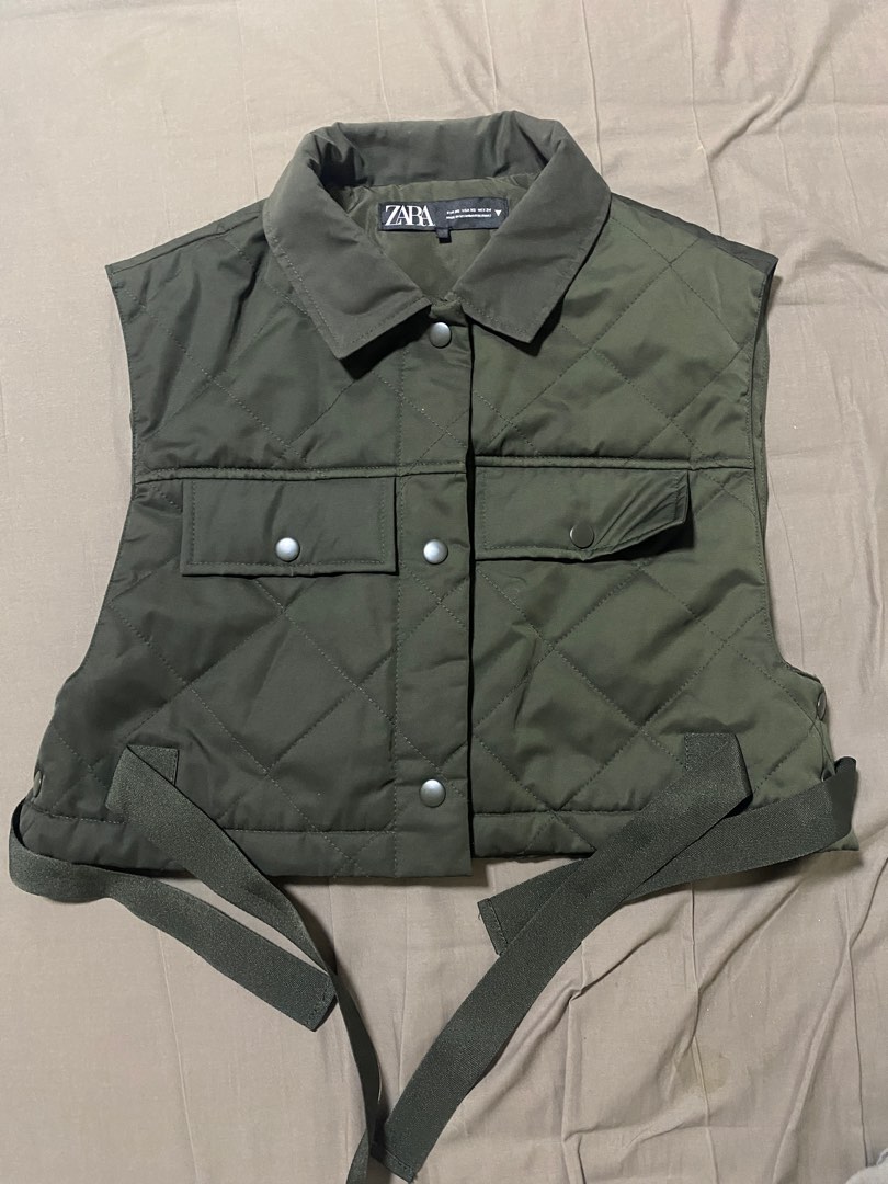 Gillet, Women's Fashion, Coats, Jackets and Outerwear on Carousell