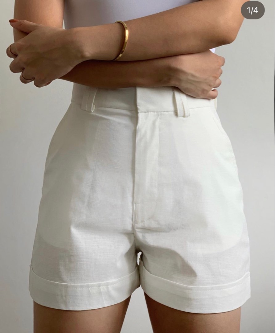 Hip Goddess Dawn Shorts, Women's Fashion, Bottoms, Shorts on Carousell