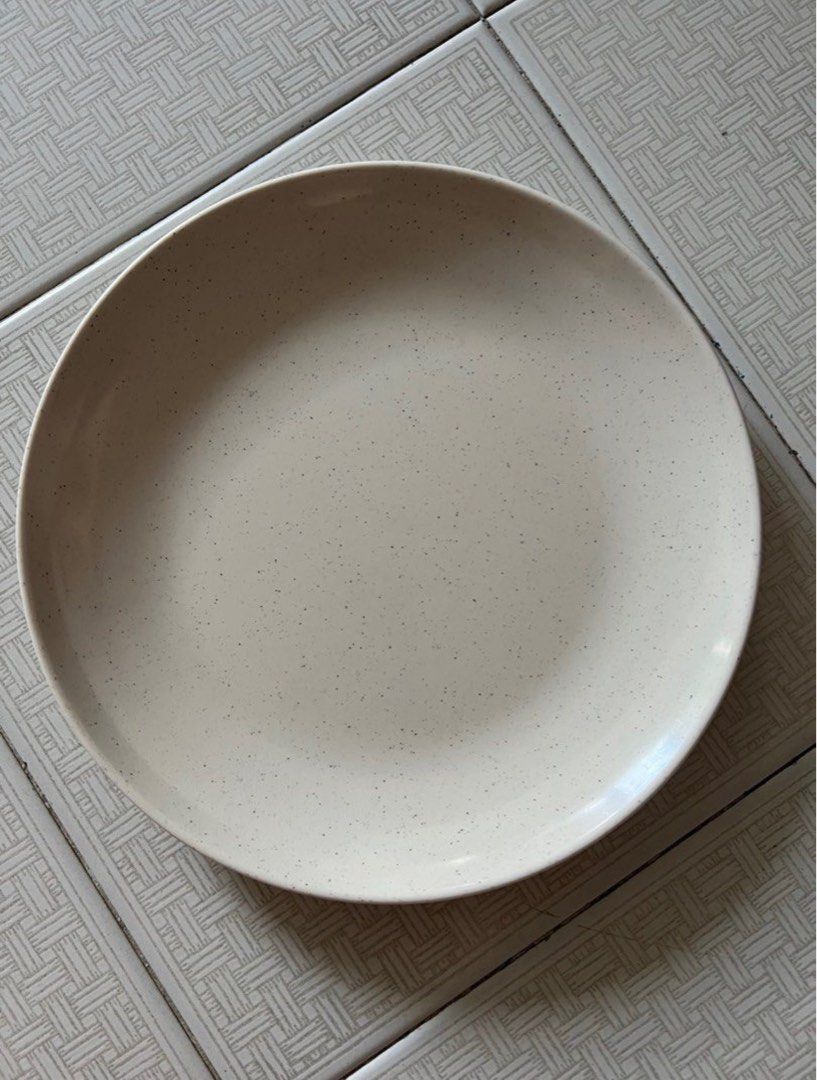 Hoover Melamine Plates, Furniture & Home Living, Kitchenware ...