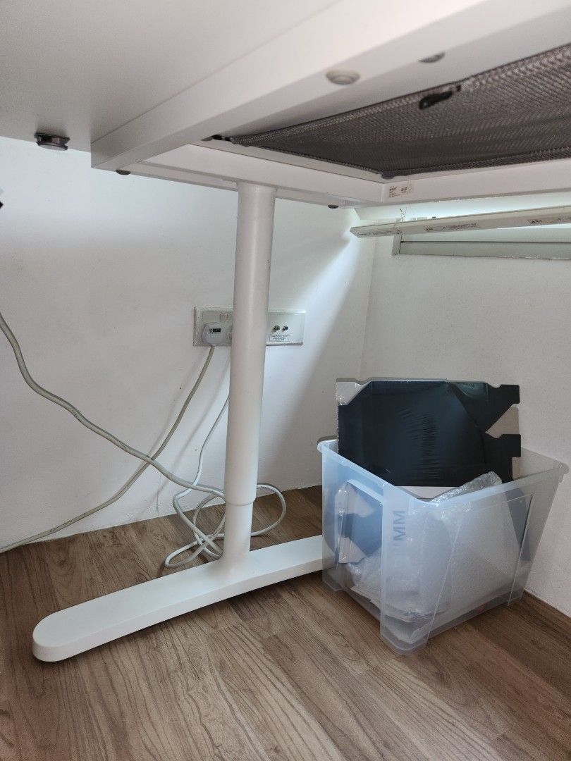 Ikea Bekant Work/Computer Desk/Table (120*80cm) (White), Furniture ...