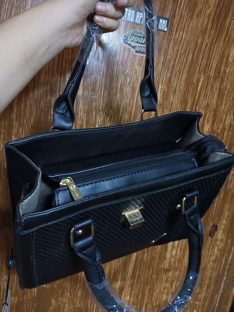 KCROSS BLACK TWO WAY BAG (HANDBAG/SLINGBAG), Women's Fashion, Bags ...