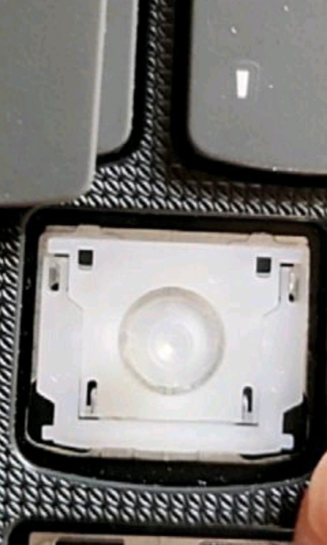 Laptop keycaps and hinges assorted brand and model available, Computers ...