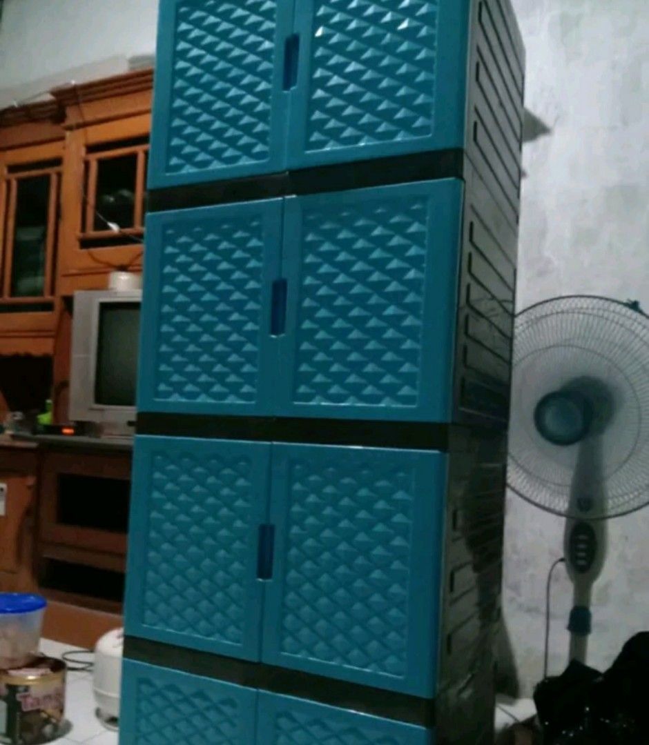 Lemari Plastik, Perabotan Rumah di Carousell