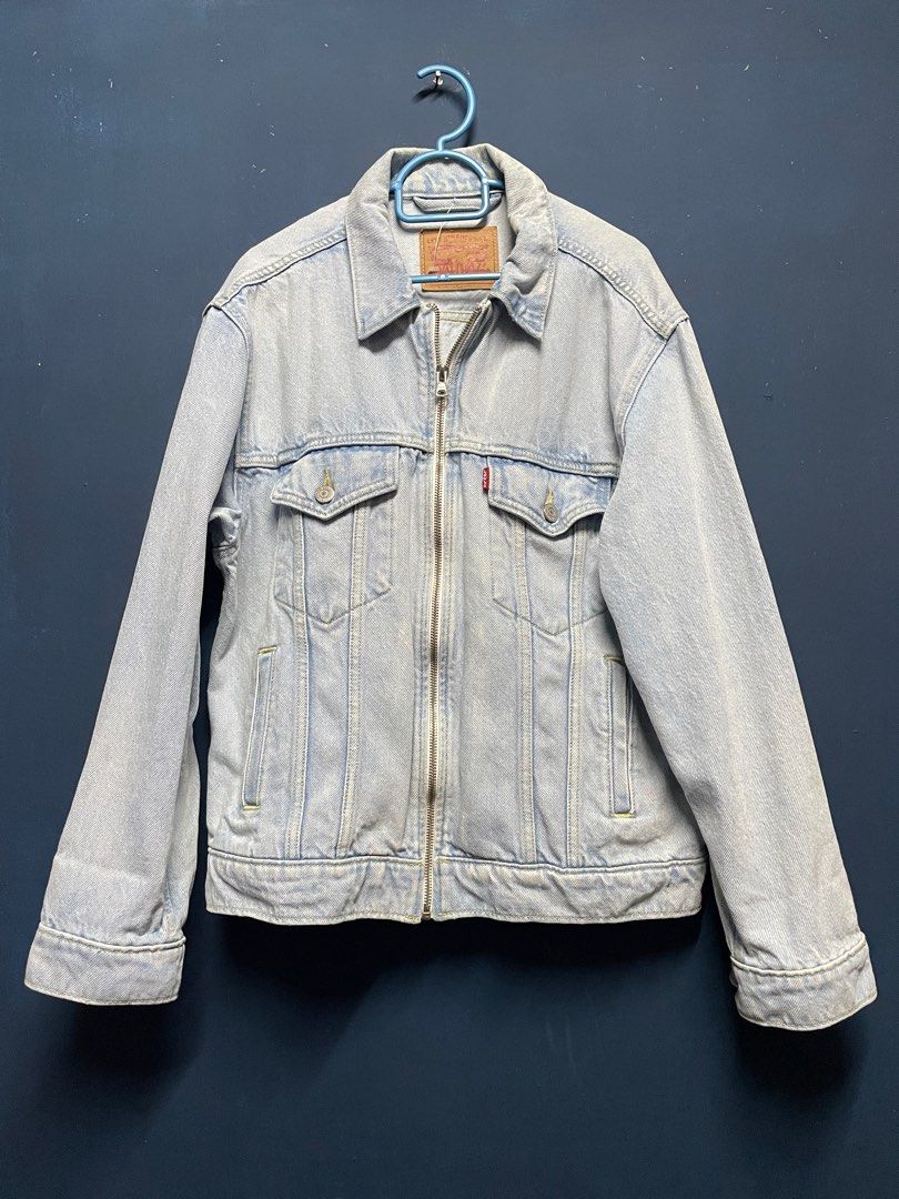 Levi's Zipper Denim Jacket, Men's Fashion, Coats, Jackets and Outerwear ...