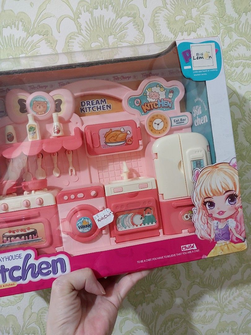 Mainan anak Kitchen set playhouse, Toys & Collectibles, Mainan di Carousell